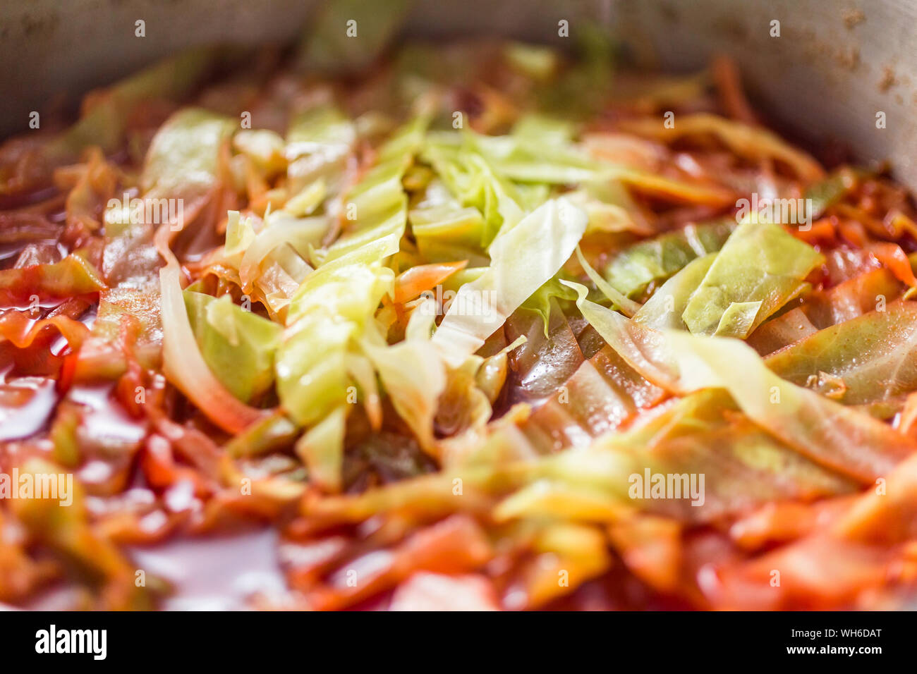 Cooking borscht in electric multi cooker Stock Photo - Alamy