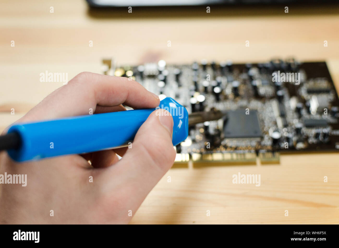 Soldering circuit board hi-res stock photography and images - Alamy
