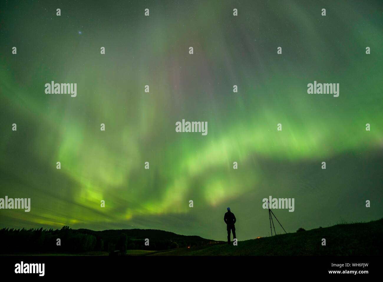 Male landscape photographer hi-res stock photography and images - Alamy