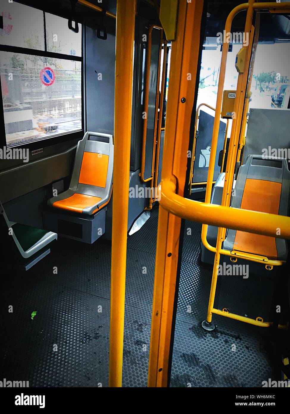 Empty seats in train bus hi-res stock photography and images - Alamy