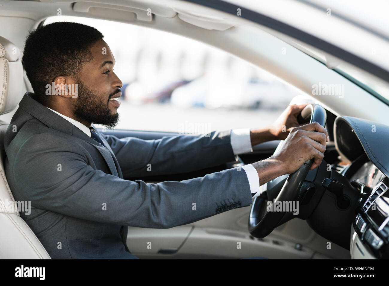 Driving back hi-res stock photography and images - Alamy