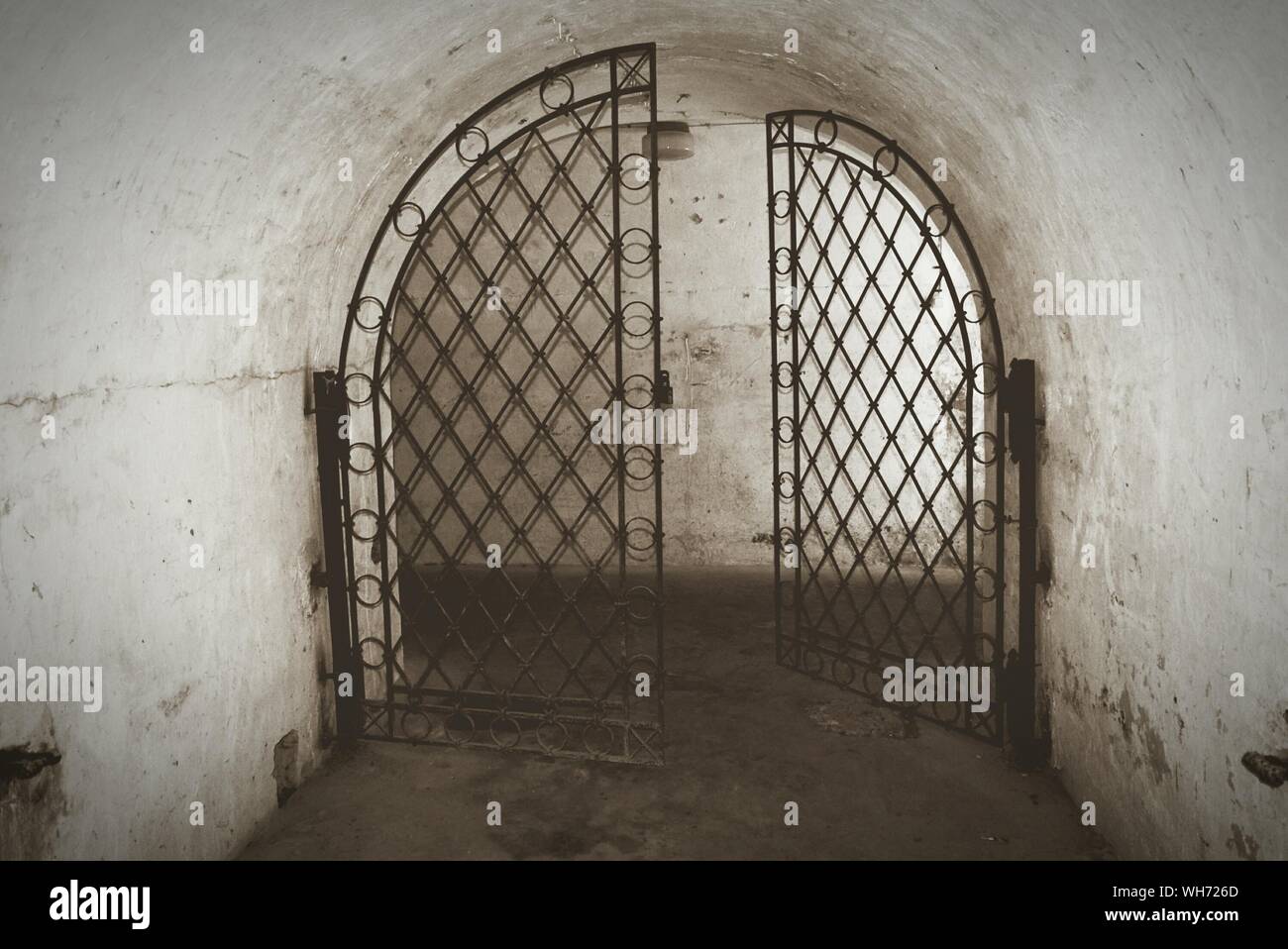 Gate fort hi-res stock photography and images - Alamy