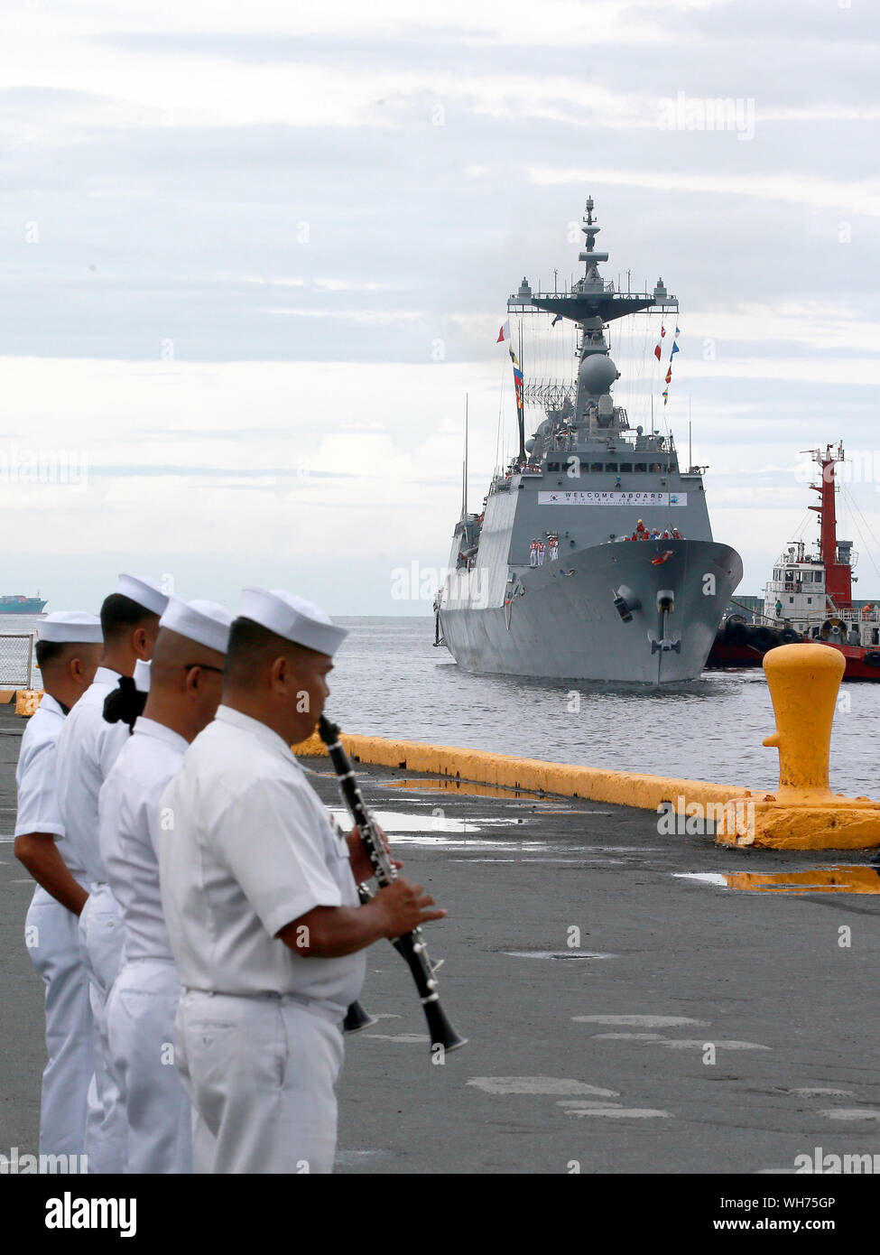 Philippine navy band hi-res stock photography and images - Alamy