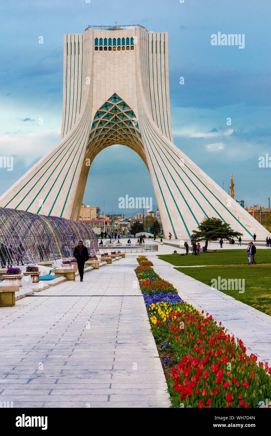 Tehran iran gate hi-res stock photography and images - Alamy