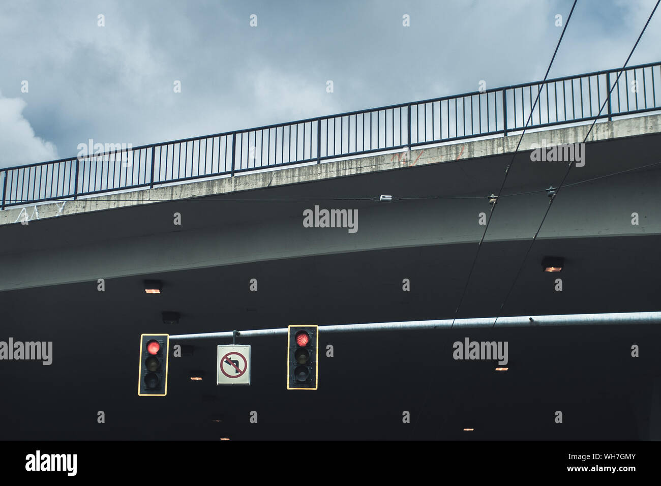 Signal bridge hi-res stock photography and images - Alamy