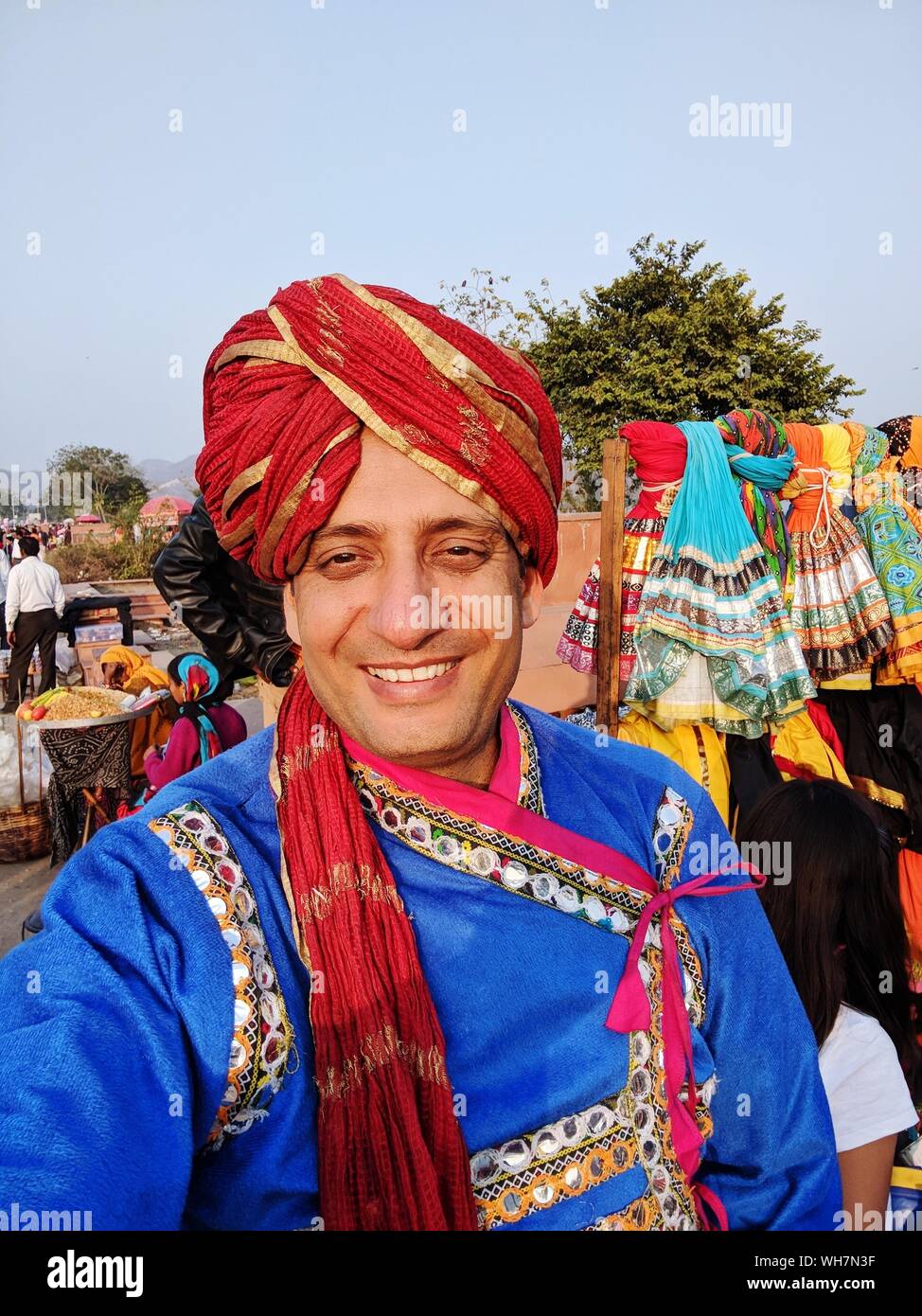 India Man Traditional Clothing High Resolution Stock Photography and ...