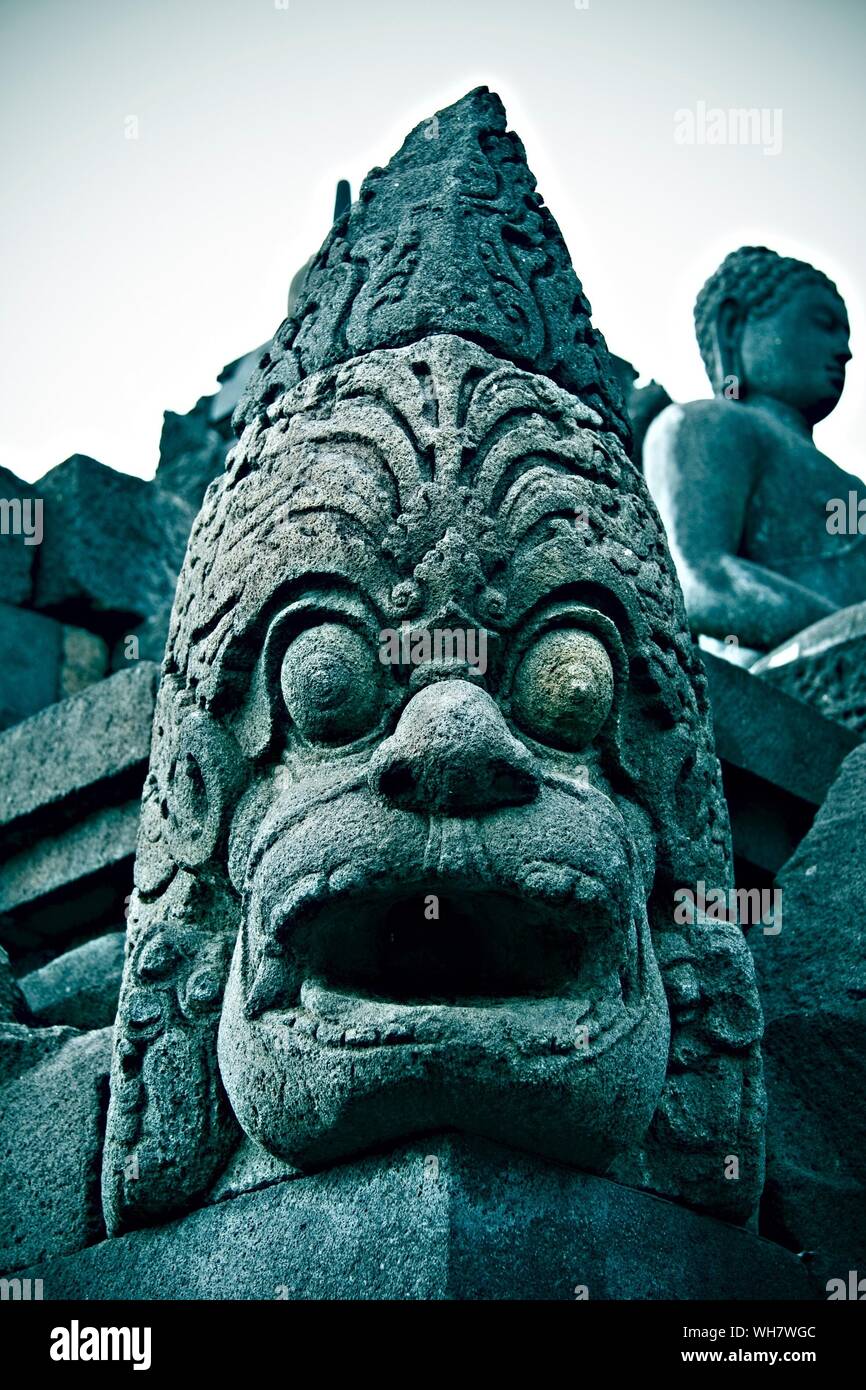 Stone statue close up hi-res stock photography and images - Alamy