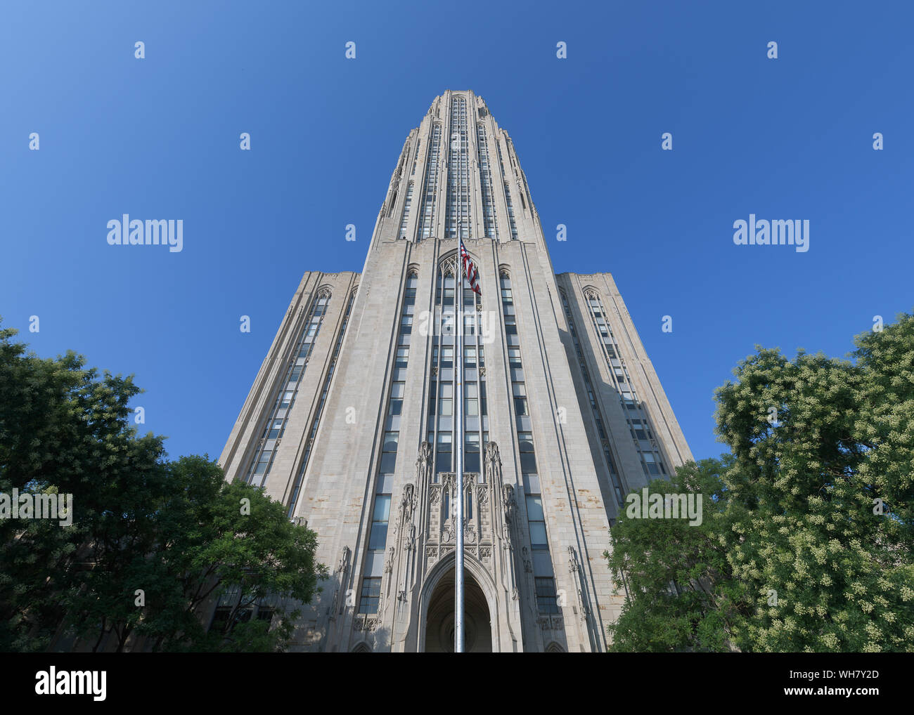 Exterior of the Cathedral of Learning on the campus of the University ...