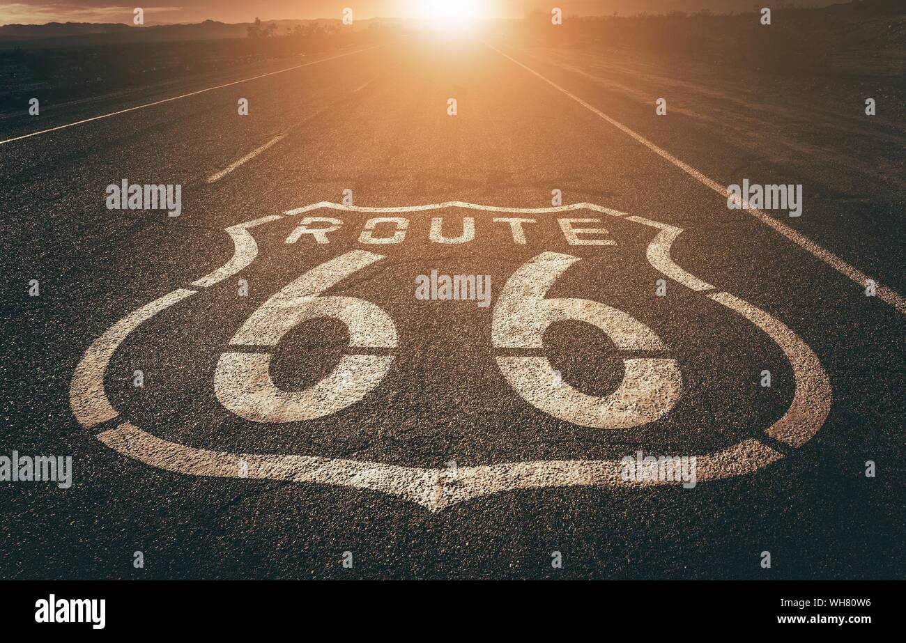 Route 66 usa road hi-res stock photography and images - Alamy