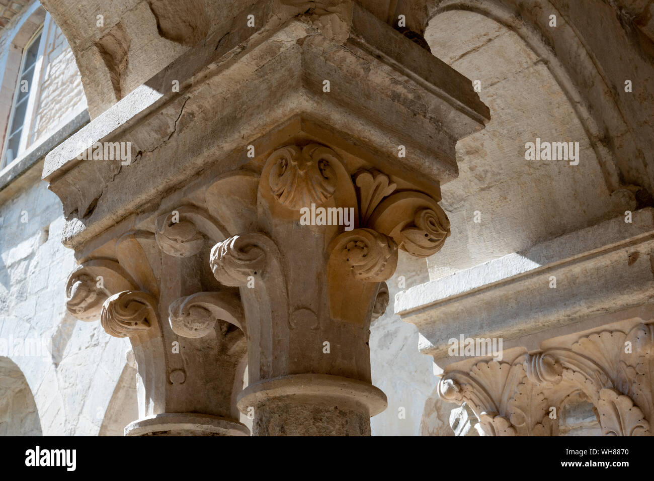 Stone capitel in Senanque Abbey France Stock Photo - Alamy