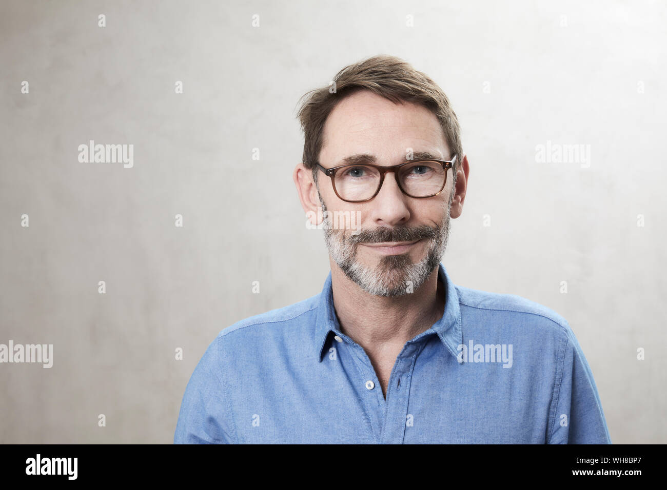 Portrait of a smiling man, Best Ager Stock Photo - Alamy