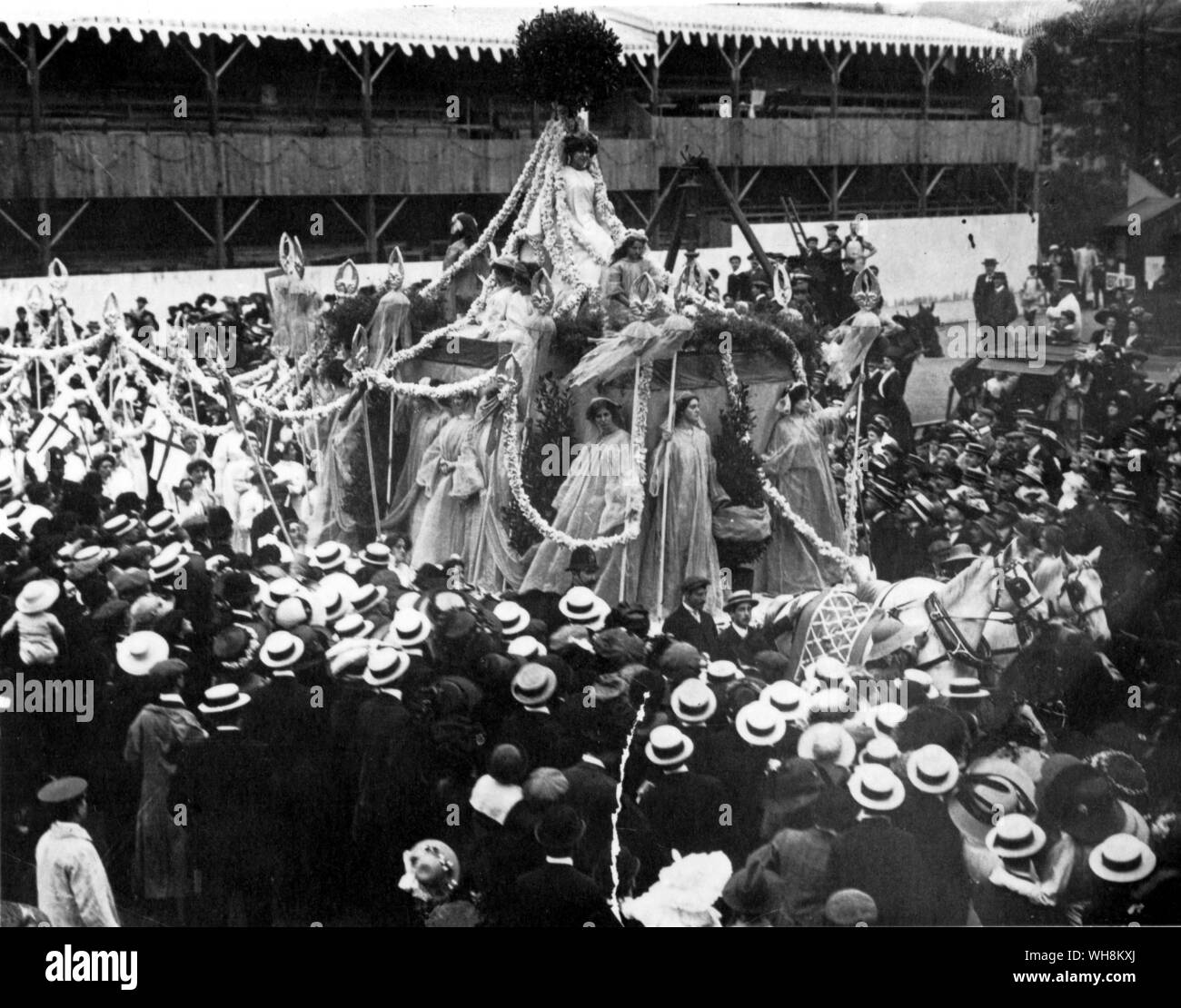 Period image hi-res stock photography and images - Alamy