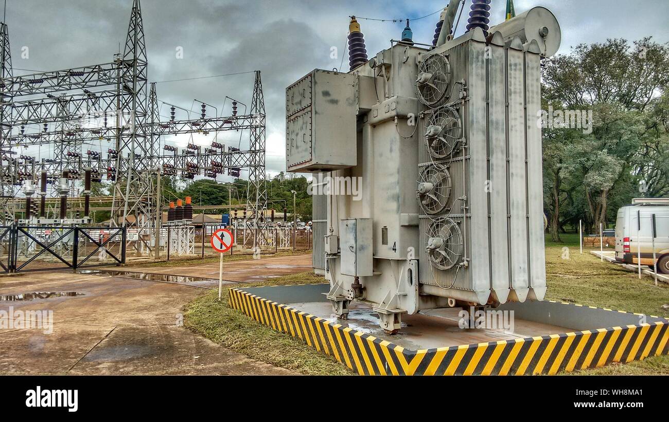 Transformers hi-res stock photography and images - Alamy