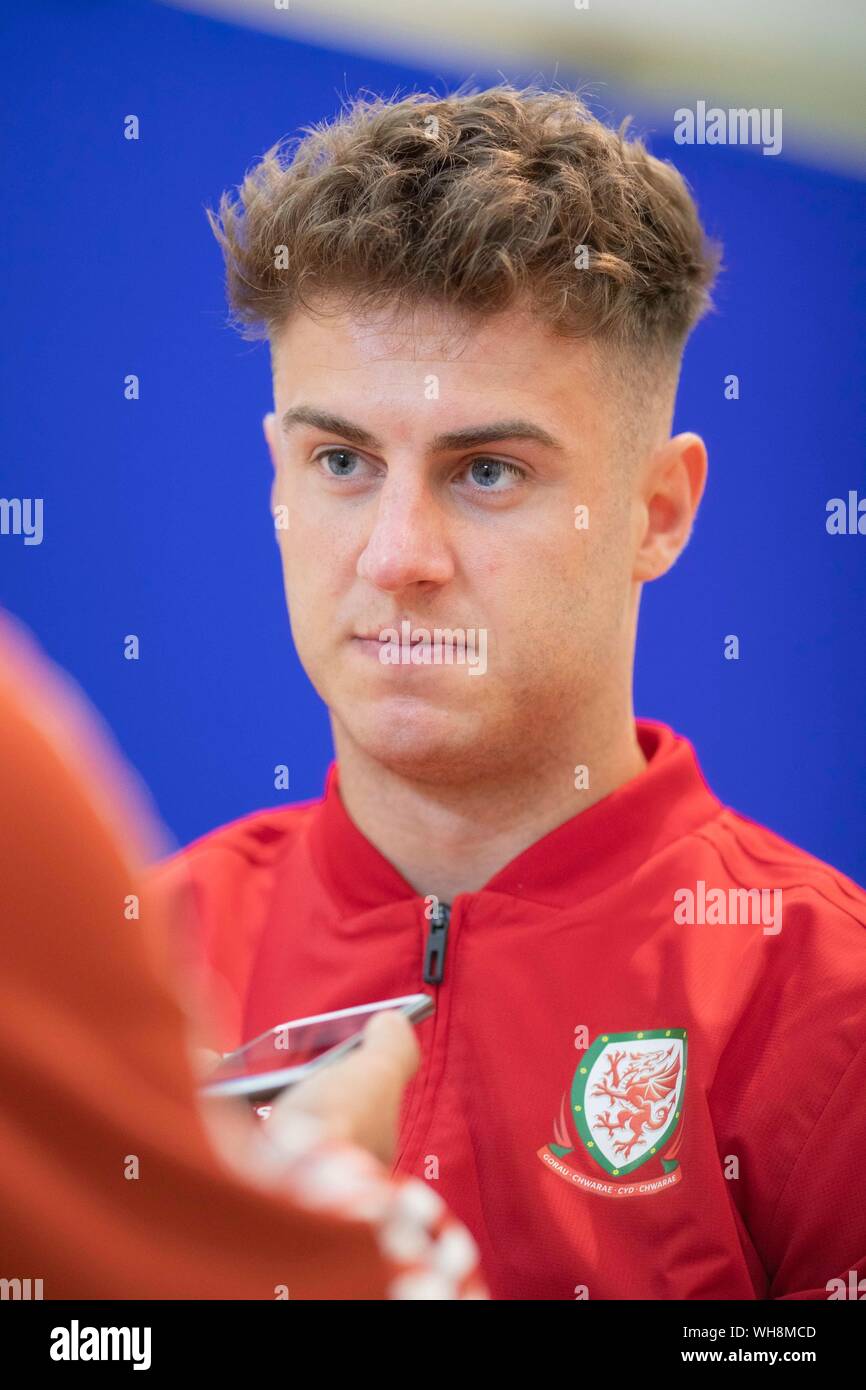 Wales joe rodon ahead hi-res stock photography and images - Alamy