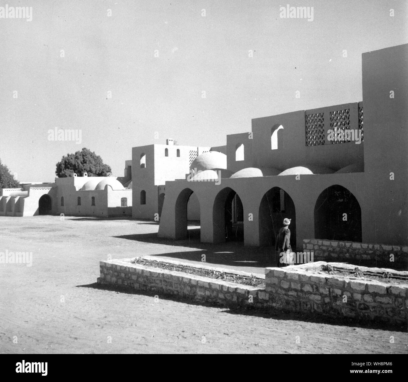 New gourna architecture hi-res stock photography and images - Alamy