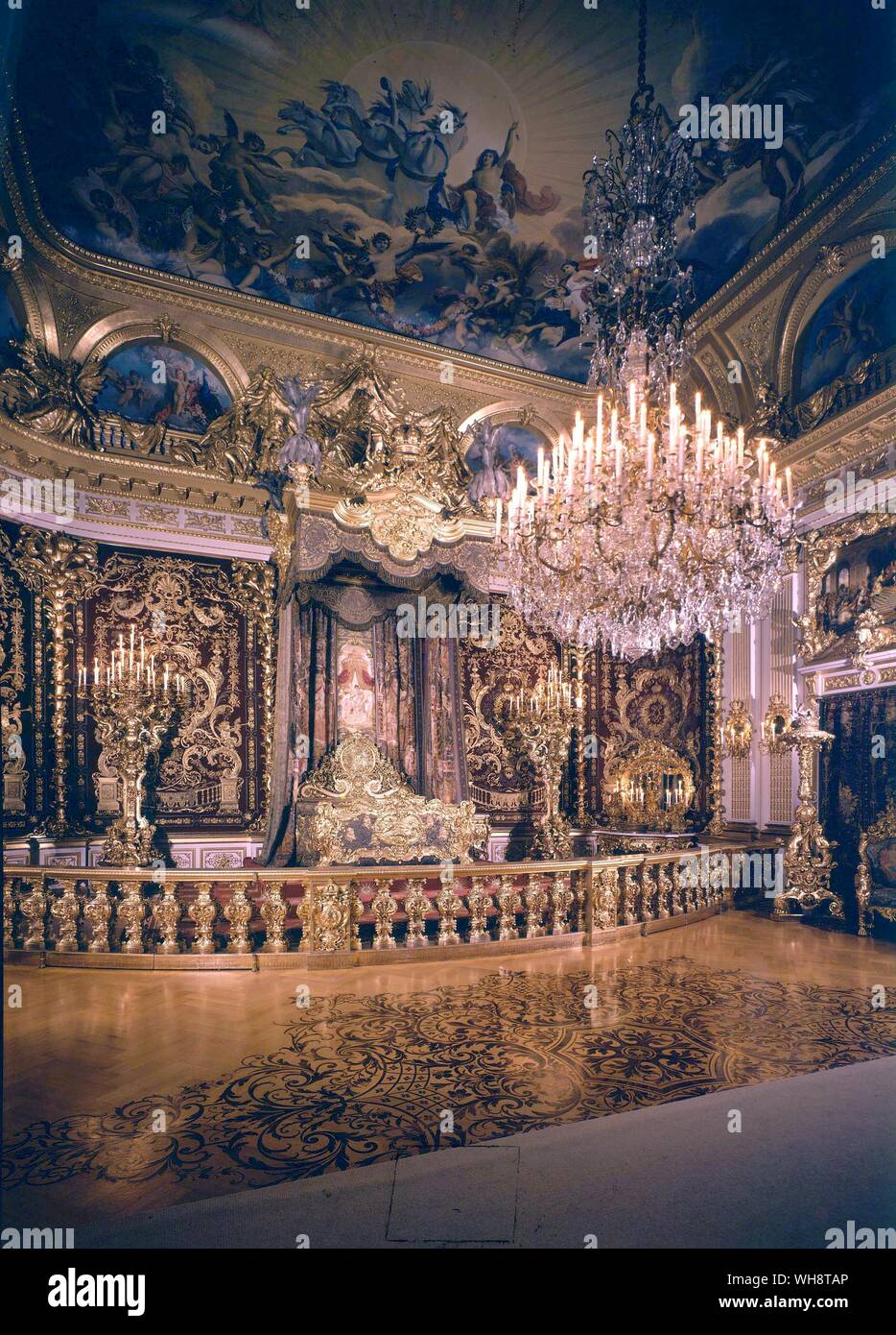 Bedroom of ludwig ii hi-res stock photography and images - Alamy