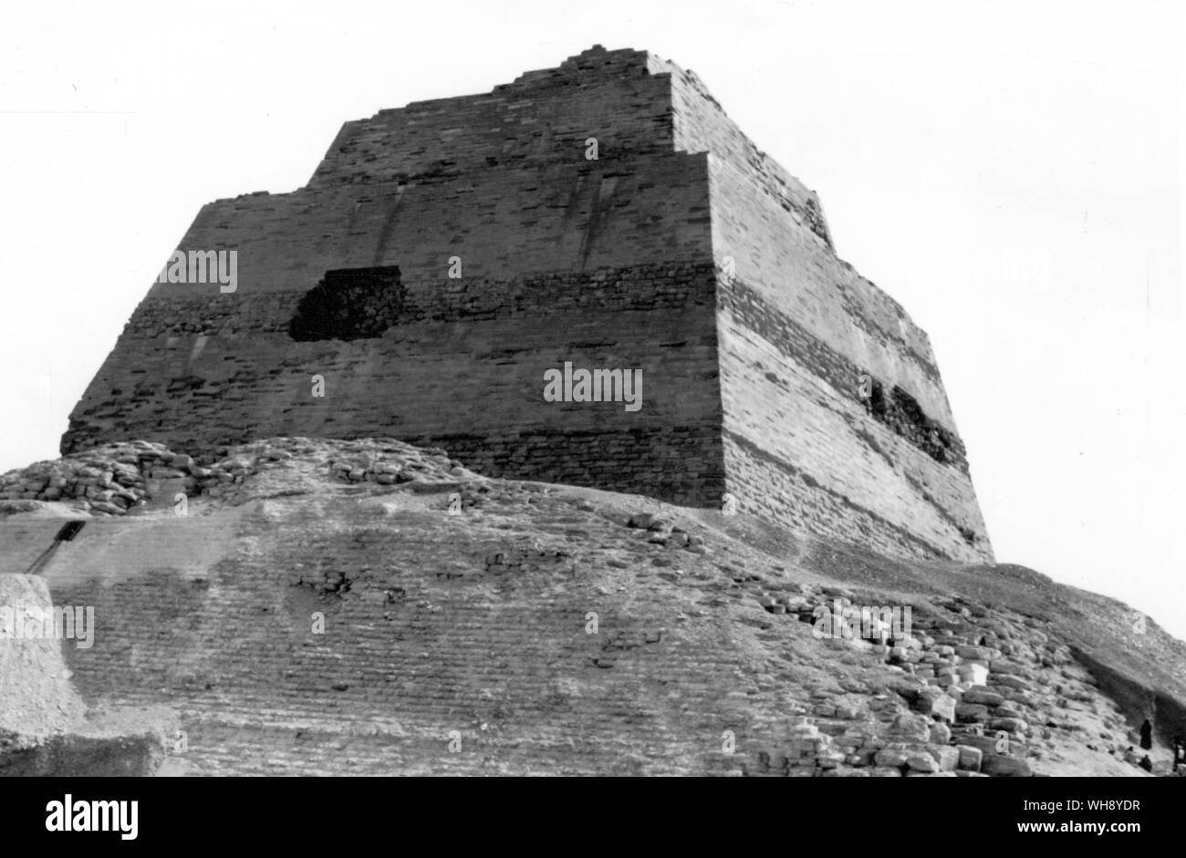 The Pyramid of Meidum, Egypt Stock Photo - Alamy