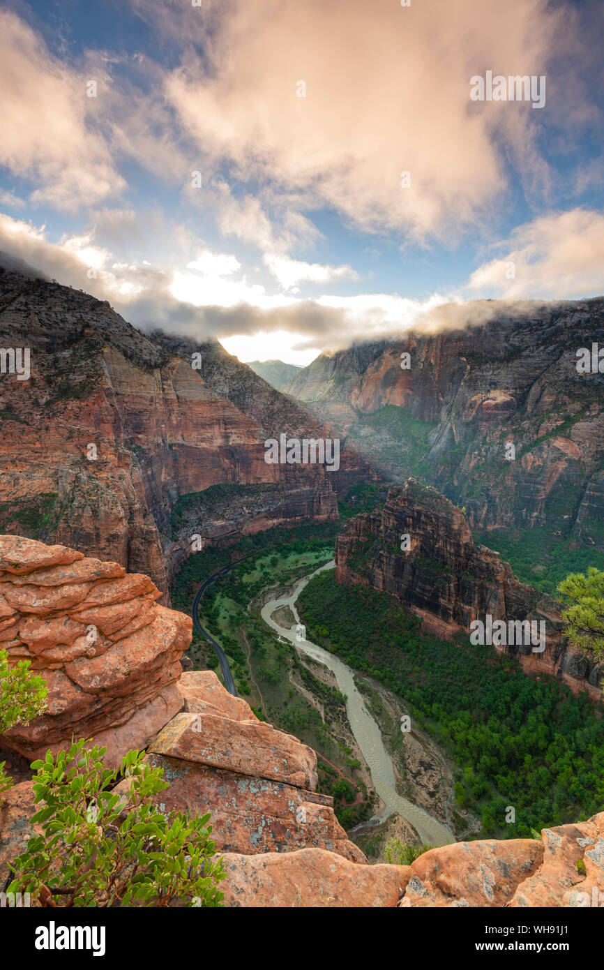 Angels Landing, Zion National Park, Utah, United States of America ...