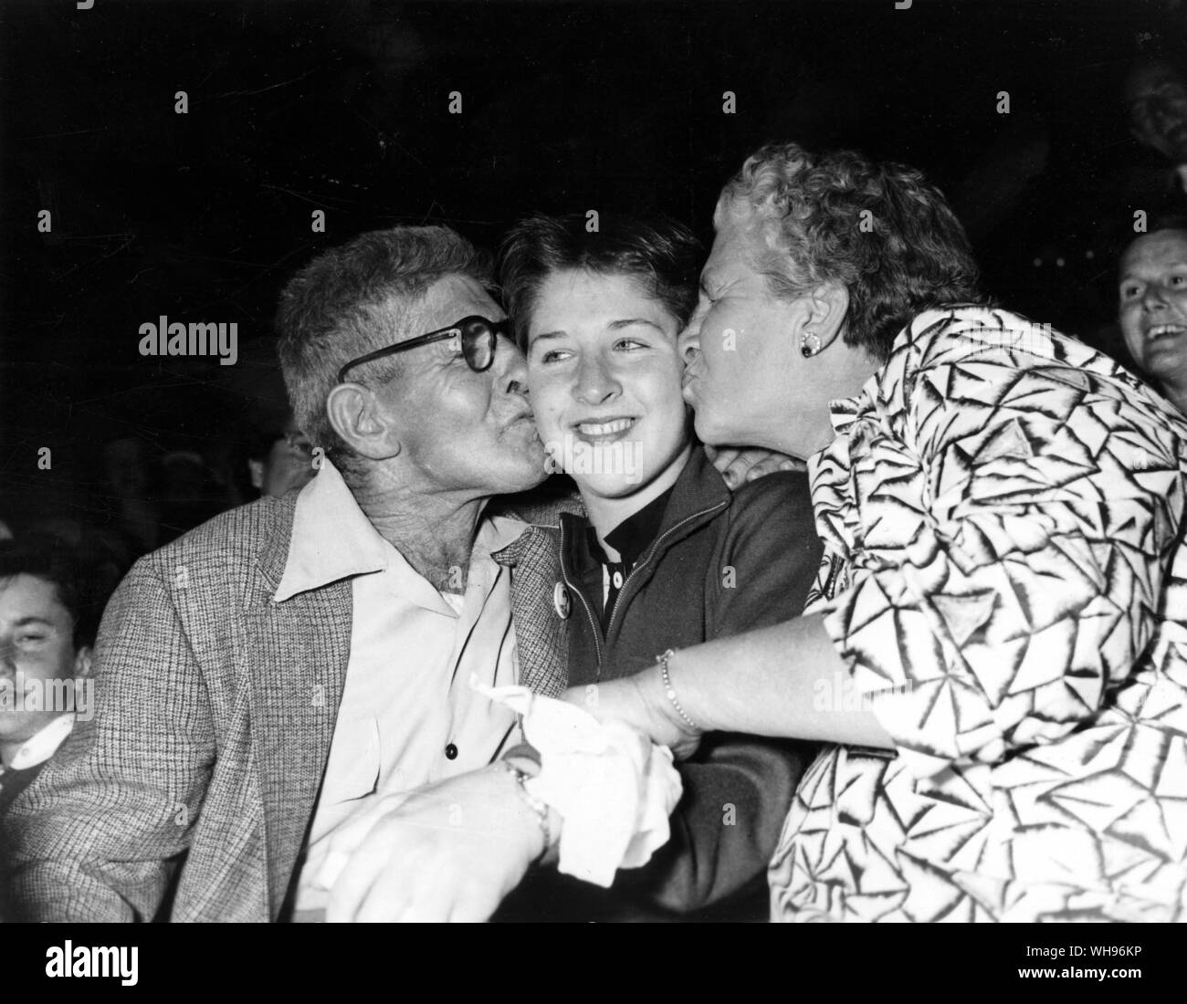 Aus., Melbourne, Olympics, 1956: Dawn Fraser with her parents after ...