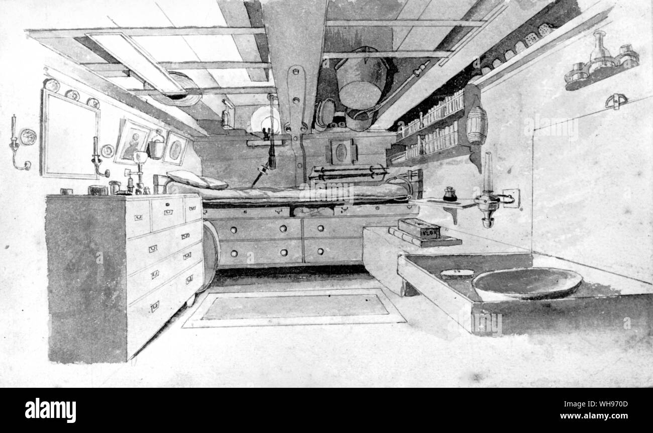 Mirror 21 Black and White Stock Photos & Images - Alamy