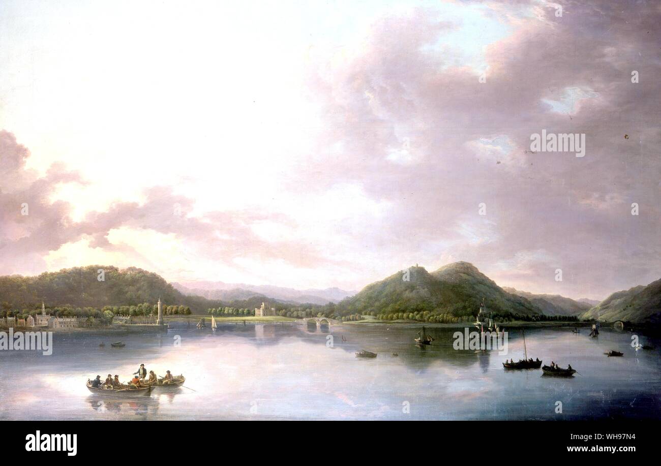 View of Inveraray showing town and castle Stock Photo - Alamy