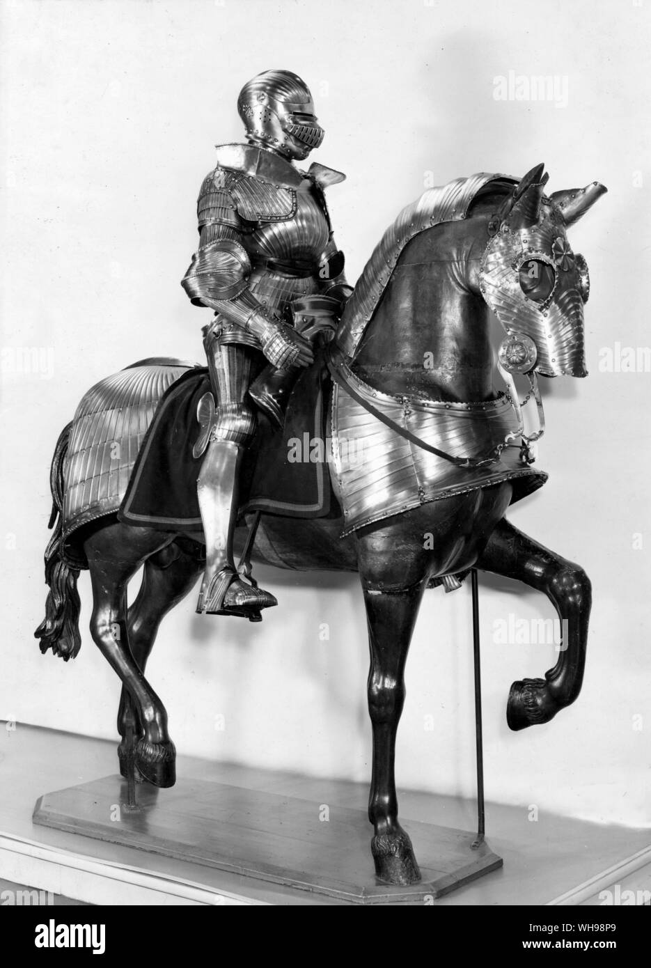 Warfare/German armour for man and horse.c.1450 Stock Photo - Alamy