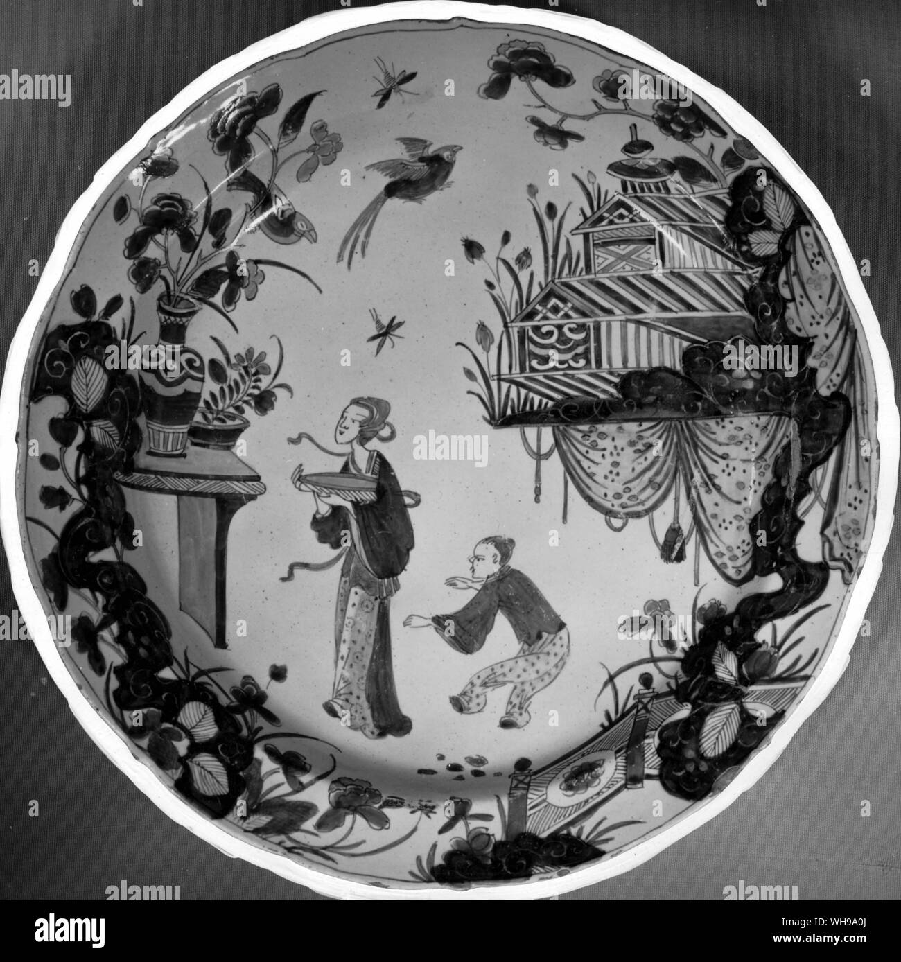 Japanese delft ware hi-res stock photography and images - Alamy