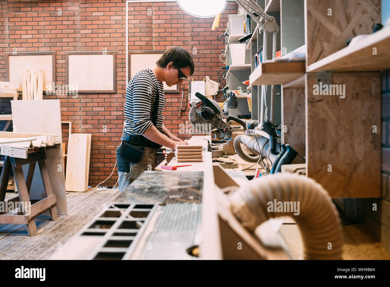 Carpenter at work Stock Photo - Alamy