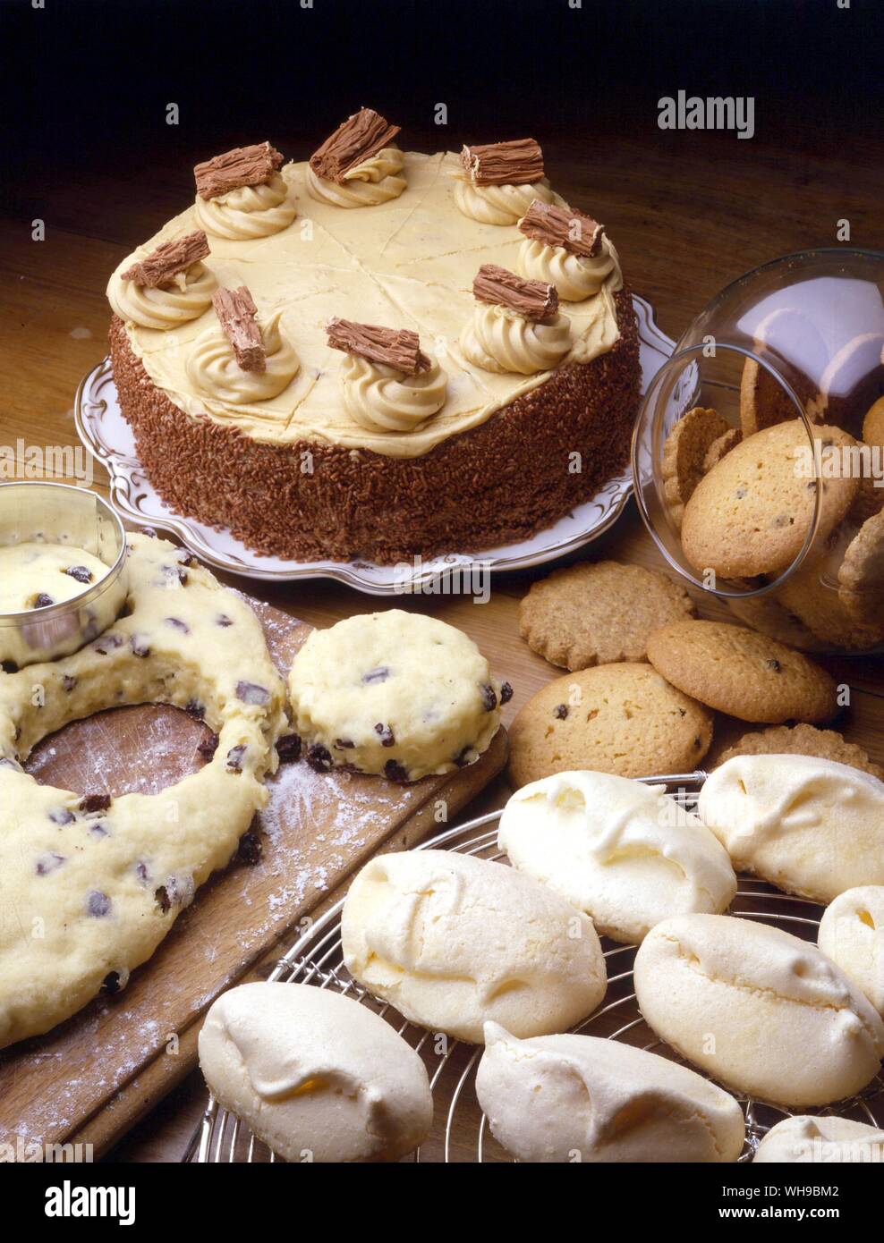 Cakes hi-res stock photography and images - Alamy