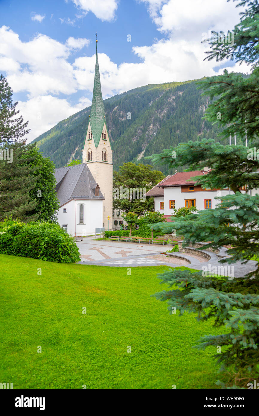 Mayrhofen hi-res stock photography and images - Alamy