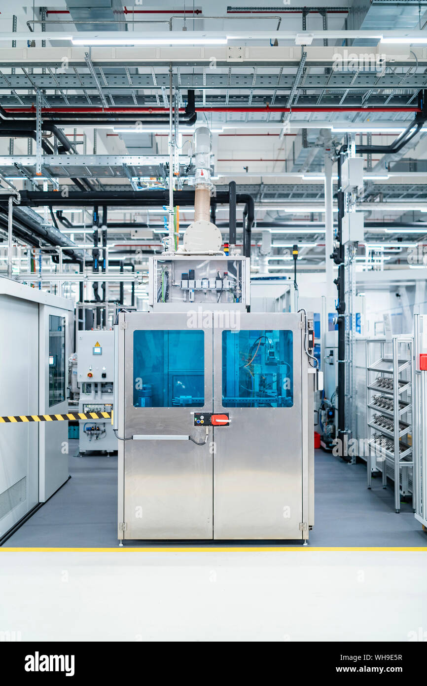 Machinery in a modern factory Stock Photo - Alamy