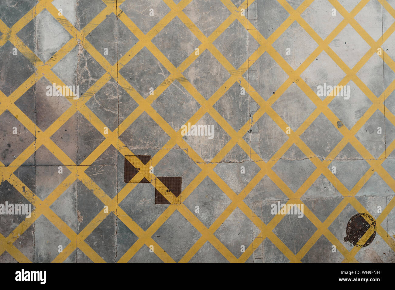 Geometric markings hi-res stock photography and images - Alamy