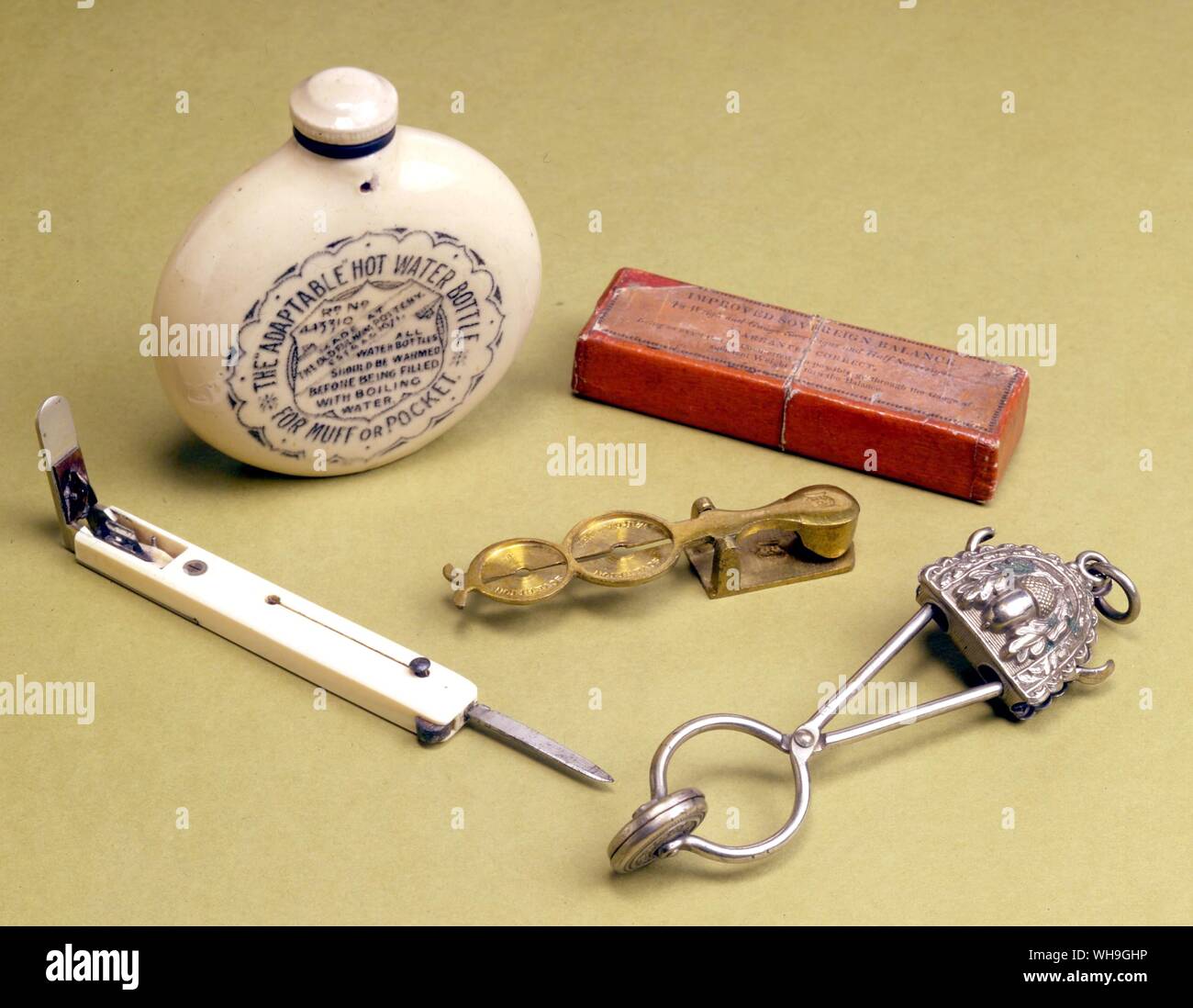 Antiques 71 hi-res stock photography and images - Alamy