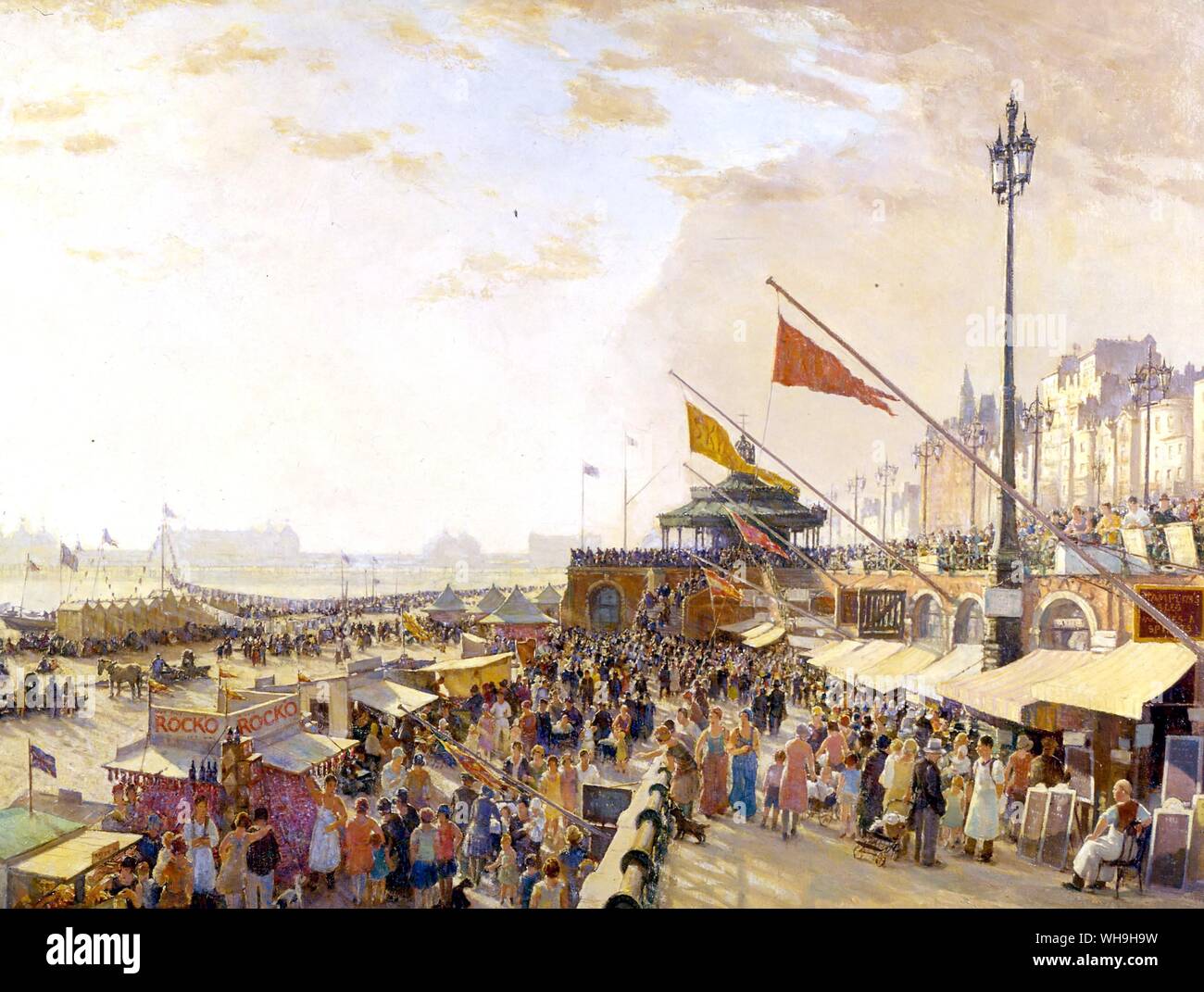 Bank Holiday Brighton 1933 Stock Photo - Alamy