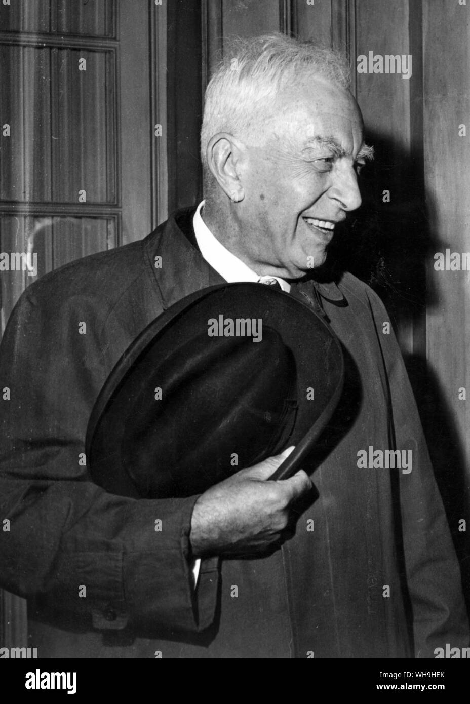 Arnold toynbee hi-res stock photography and images - Alamy