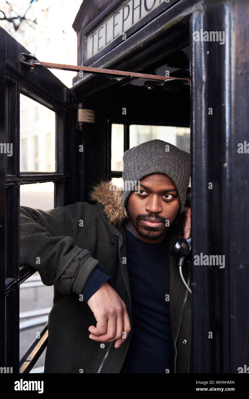 Using telephone box hi-res stock photography and images - Alamy