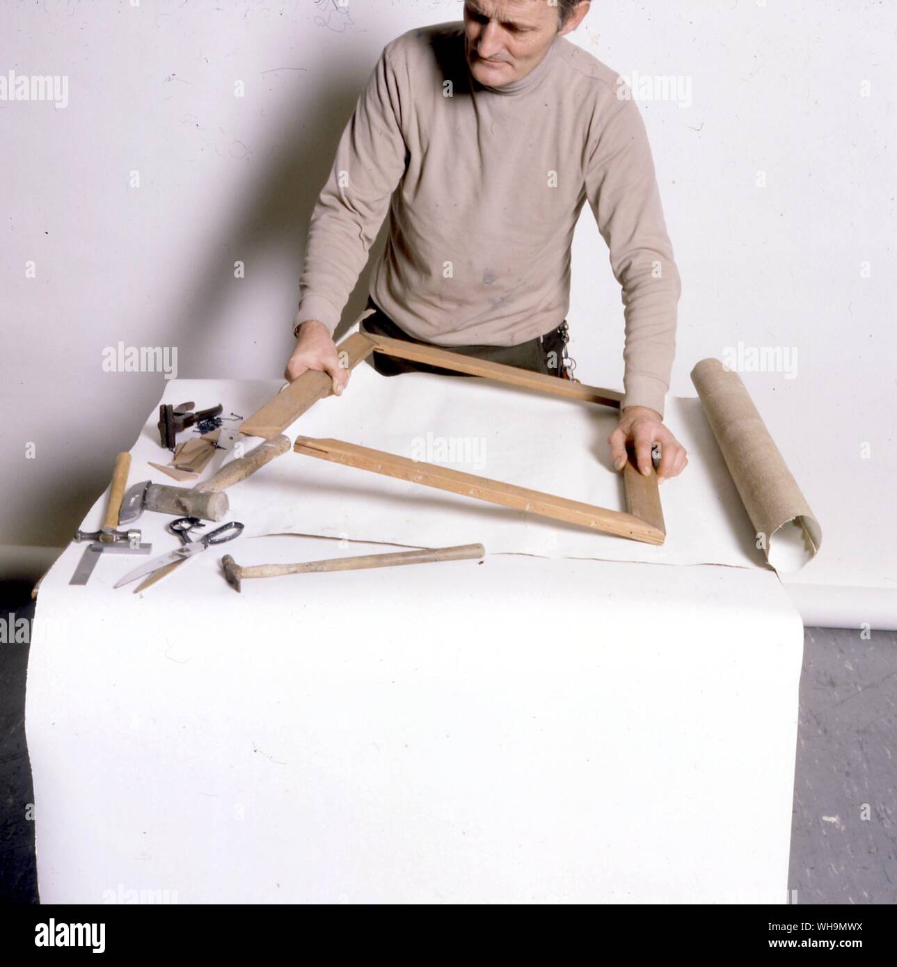 Artist Framing Canvas Stock Photo - Alamy