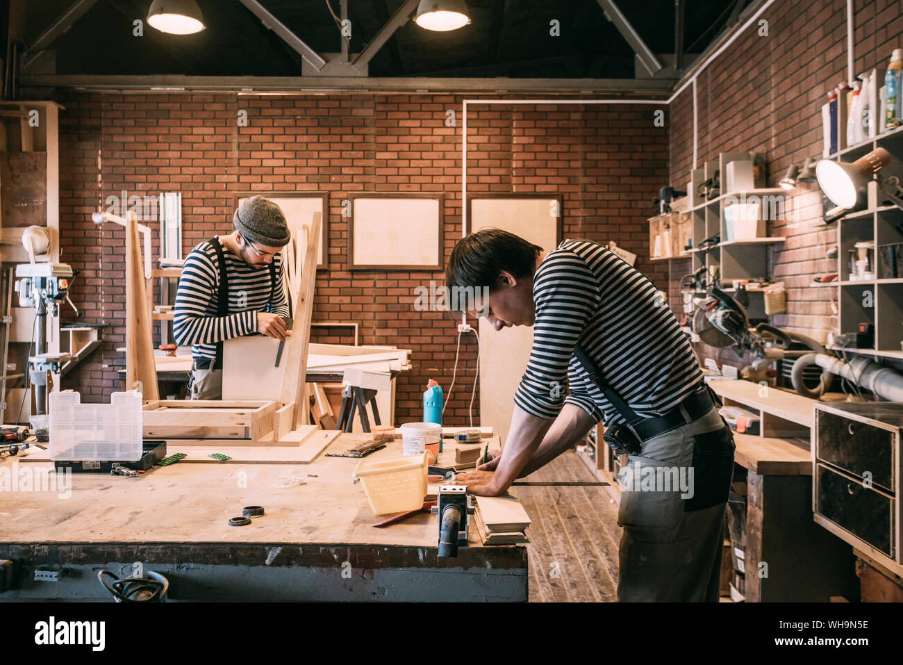 Carpenters workbench hi-res stock photography and images - Alamy