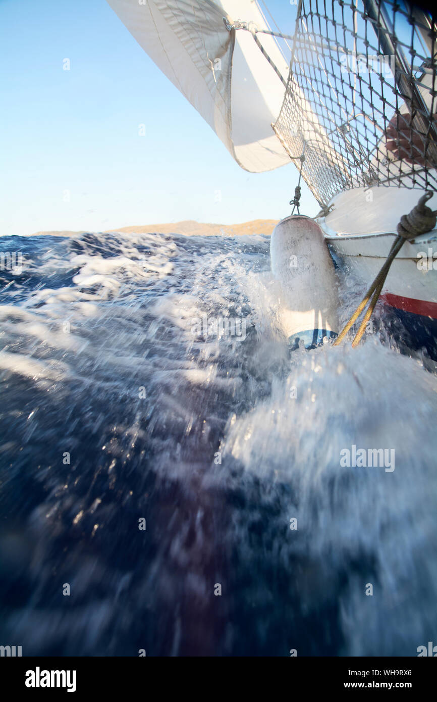 Splashing water hi-res stock photography and images - Alamy