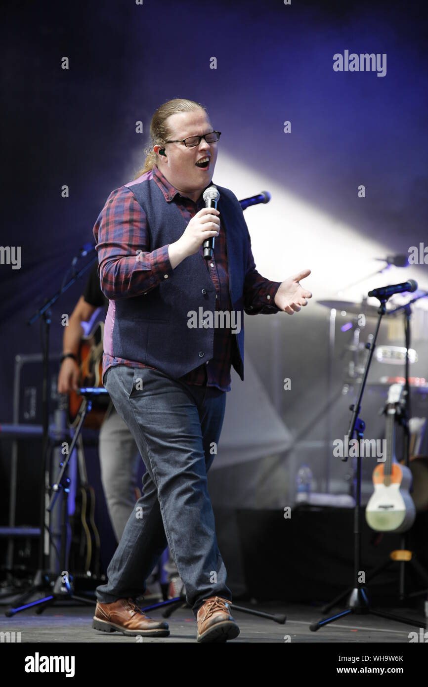 Angelo Kelly & Family live im Konzert in der Landskron Kulturbrauerei ...