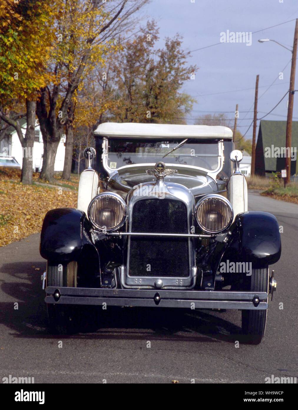 The Model A Duesenberg had a 4261cc overhead camshaft straight-eight ...