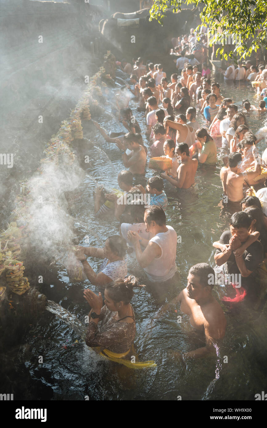 Ubud bali water temple hi-res stock photography and images - Alamy