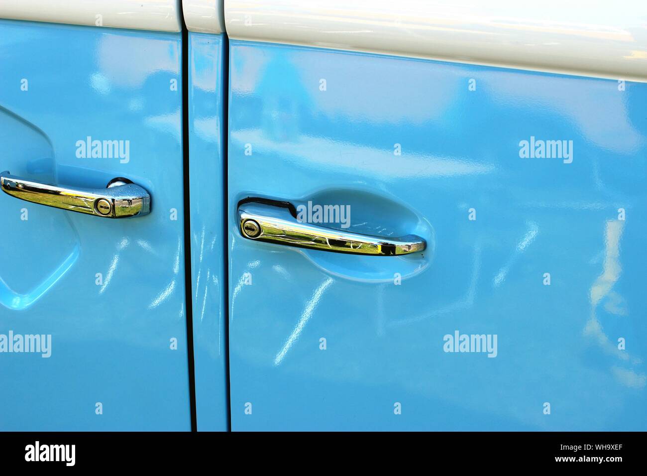 Old car doors hi-res stock photography and images - Alamy