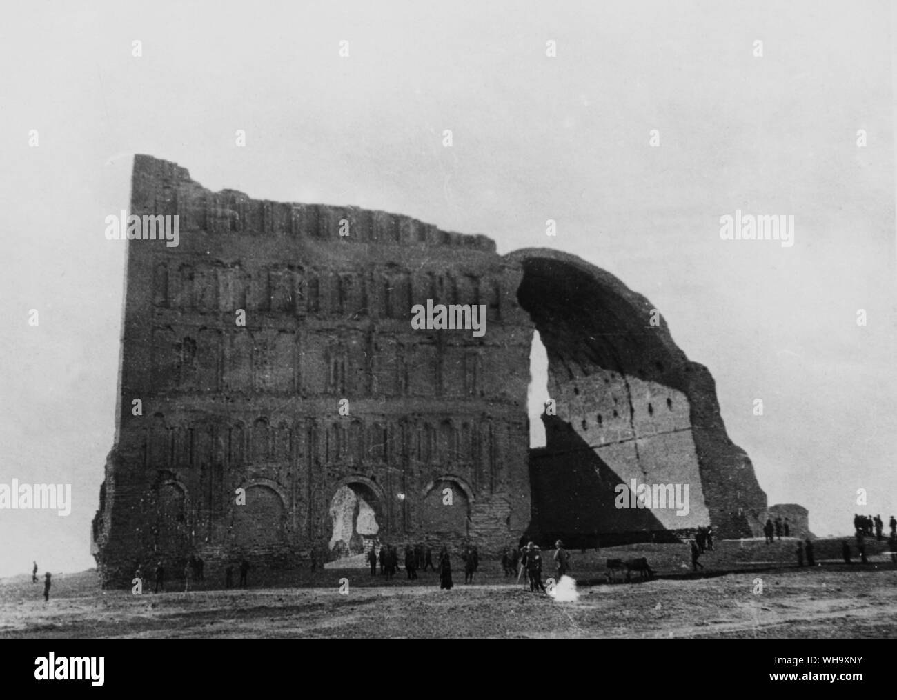 Ctesiphon battle hi-res stock photography and images - Alamy