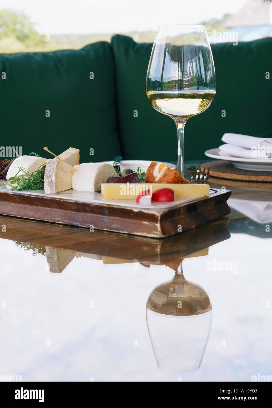 Denbies Wine Estate, the largest vineyard in the UK Stock Photo - Alamy