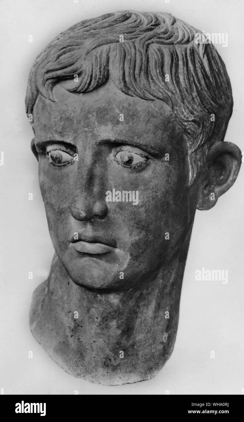 Augustus Caesar. Bronze head of the Imperial Emperor of the Roman ...