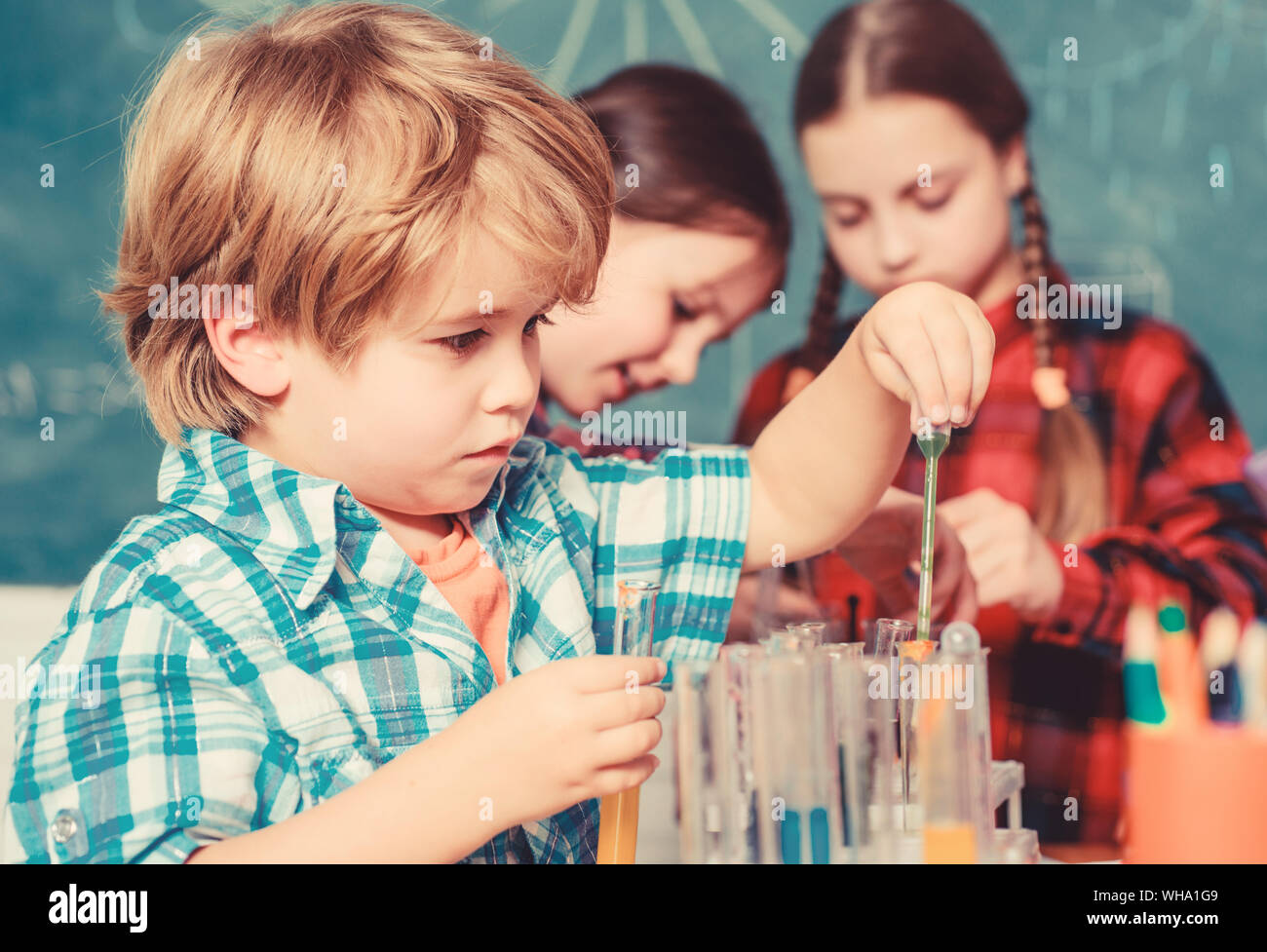 Intelligence test children hi-res stock photography and images - Alamy