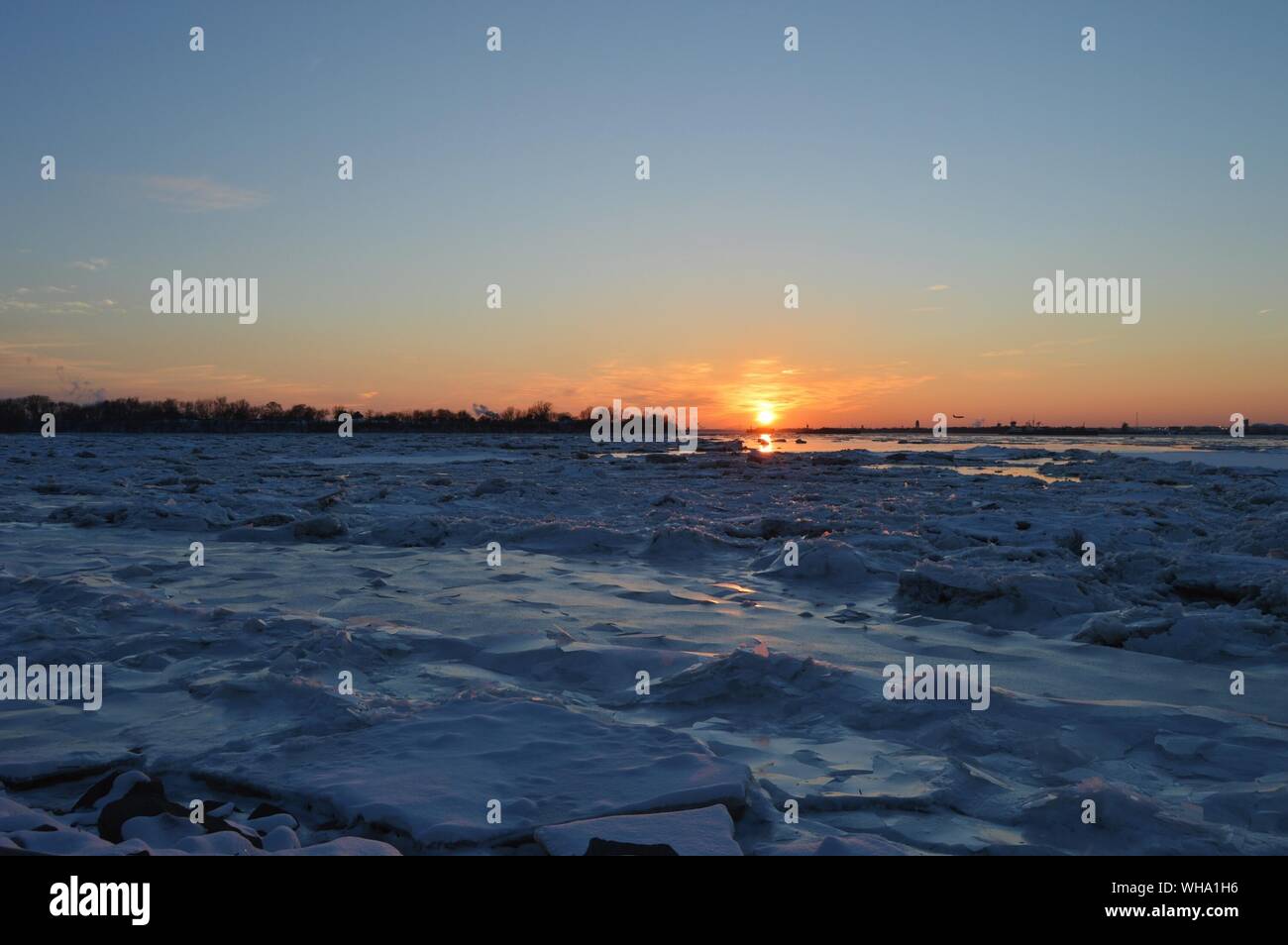 Delaware river view hi-res stock photography and images - Alamy