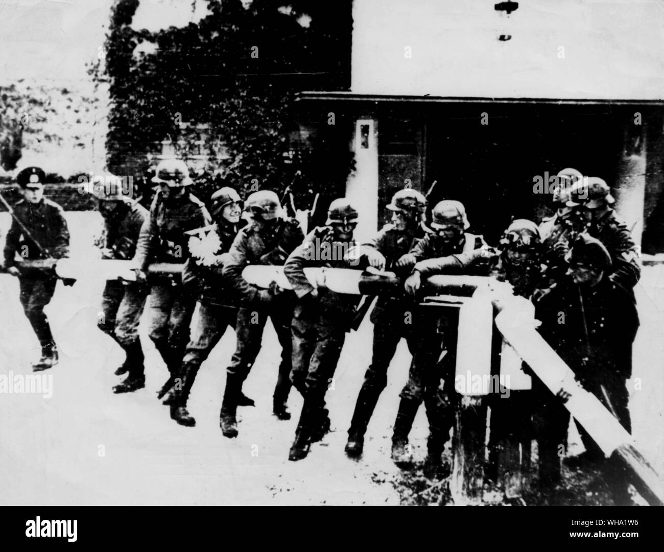 Ww2 Border Stock Photos & Ww2 Border Stock Images - Alamy