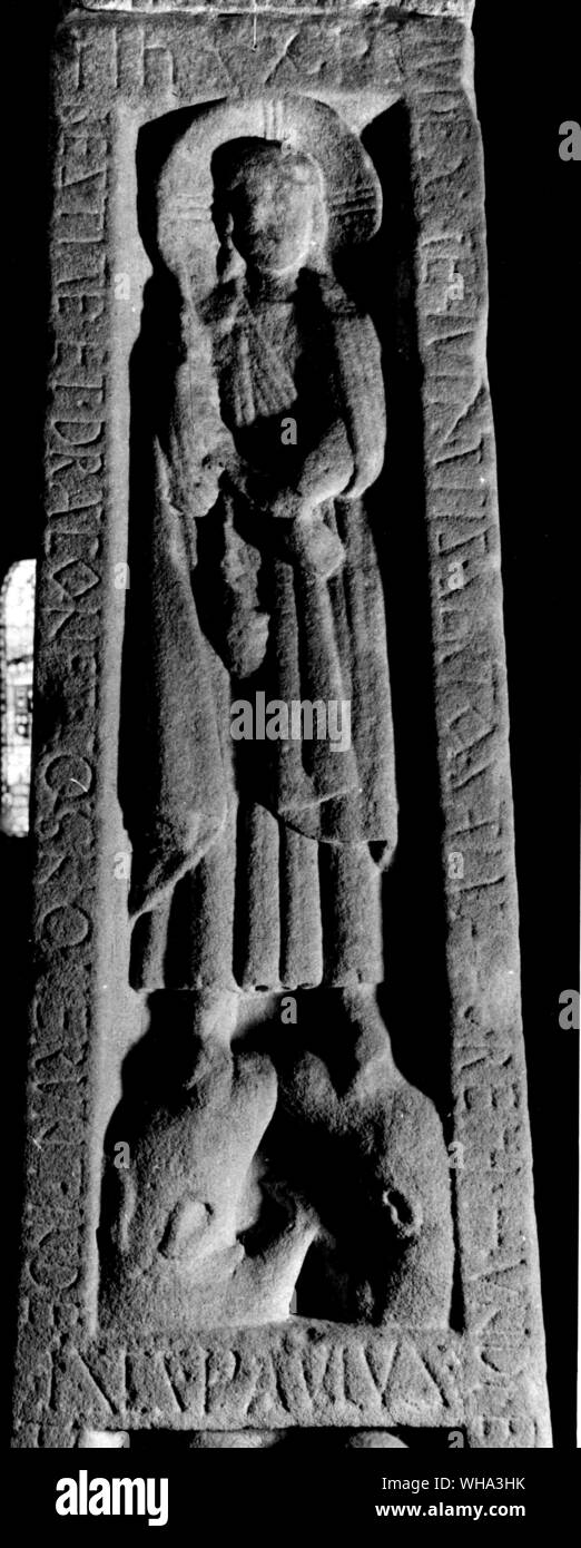 Cross triumphant hi-res stock photography and images - Alamy